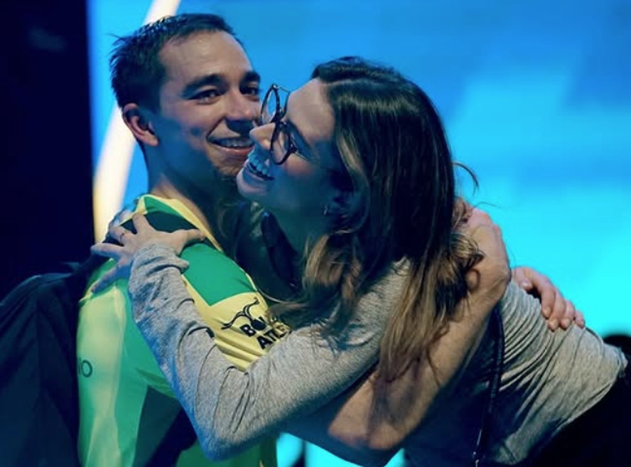 Bruna Takahashi parabeniza Hugo Calderano por Mundial e faz rara ...