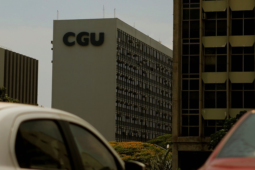 Demitida, número 2 da CGU entra em quarentena remunerada