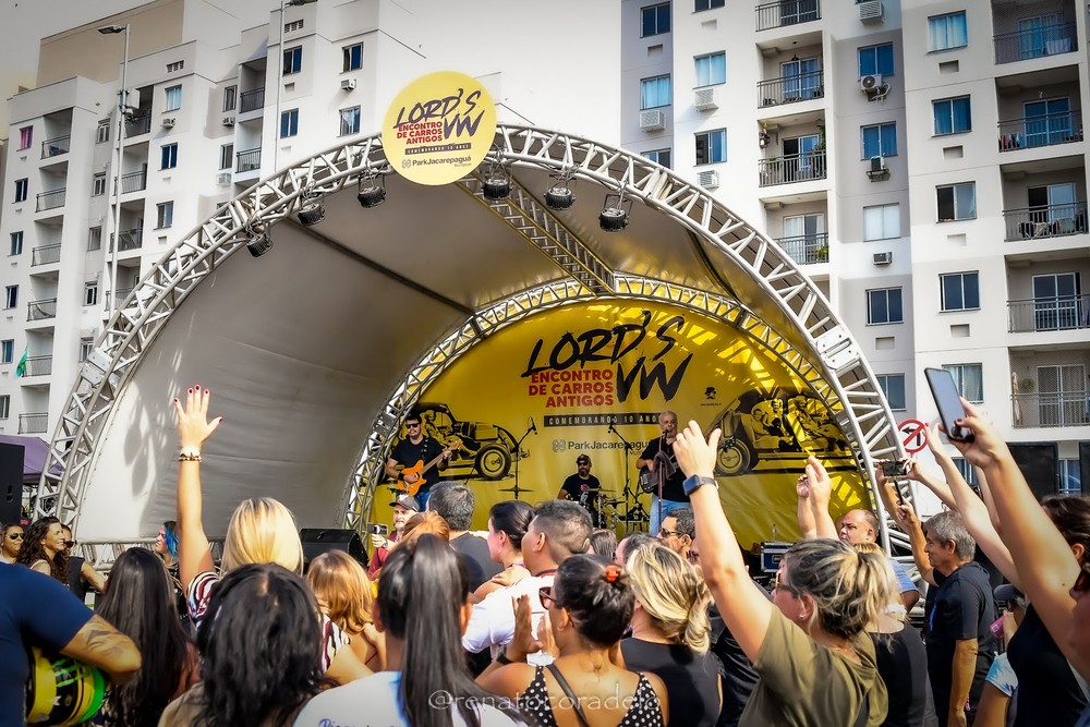 Encontro de carros antigos no Rio reúne mais de 600 raridades; veja fotos