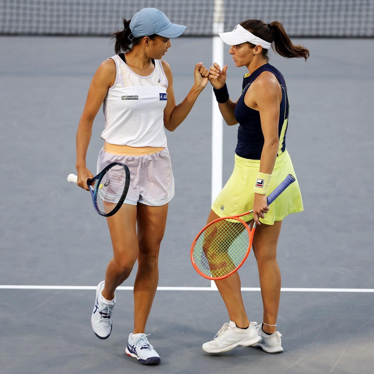 Mantendo sequência invicta, Luísa Stefani é campeã de duplas do WTA de ...