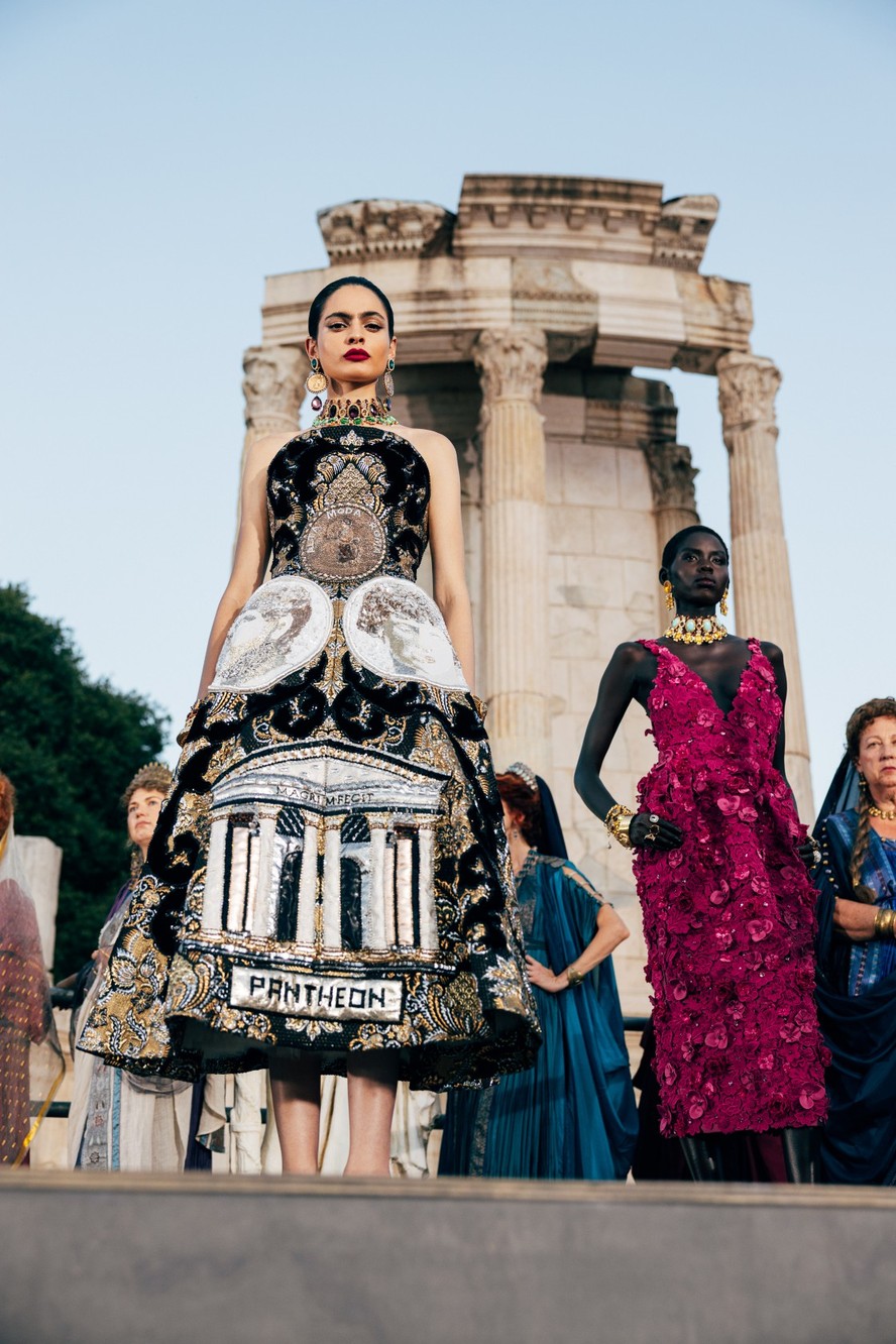 Um mergulho na temporada de Alta Moda da Dolce & Gabbana, que parou ...