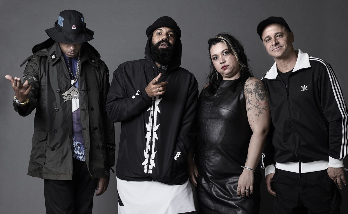 BaianaSystem lança ‘O mundo dá voltas’, disco com participações como ...