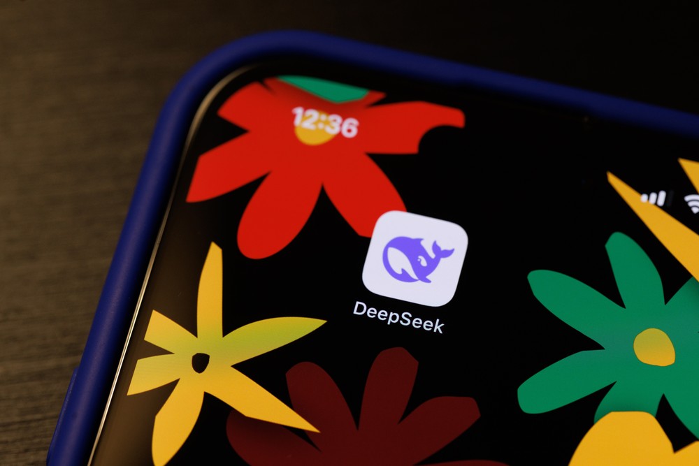 Chinesa DeepSeek lança novo modelo de inteligência artificial: 'Supera ...