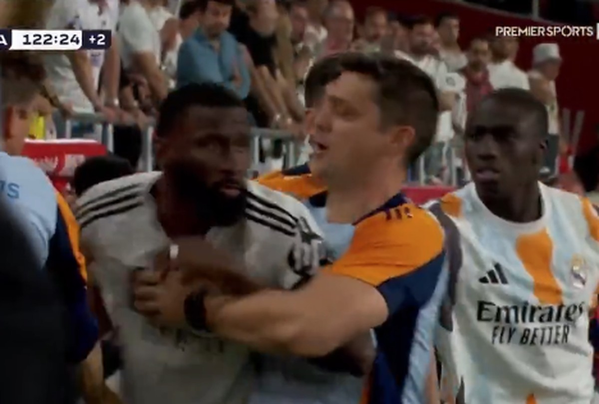 Rudiger pede desculpas após arremessar objeto em árbitro na final da ...