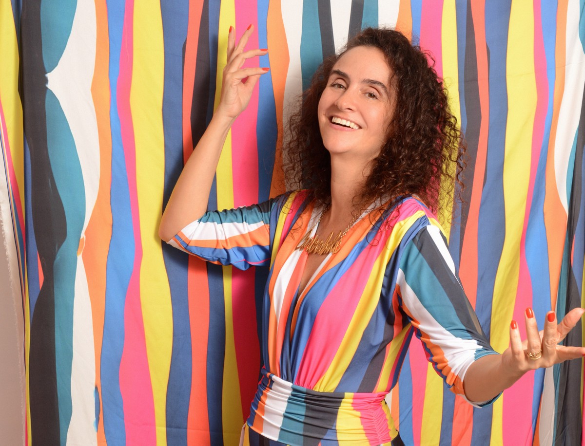 Alessa une moda e show com artistas da MPB em festival no Manouche