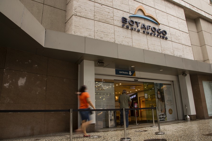 Dia do Cliente: shoppings têm ações e descontos especiais