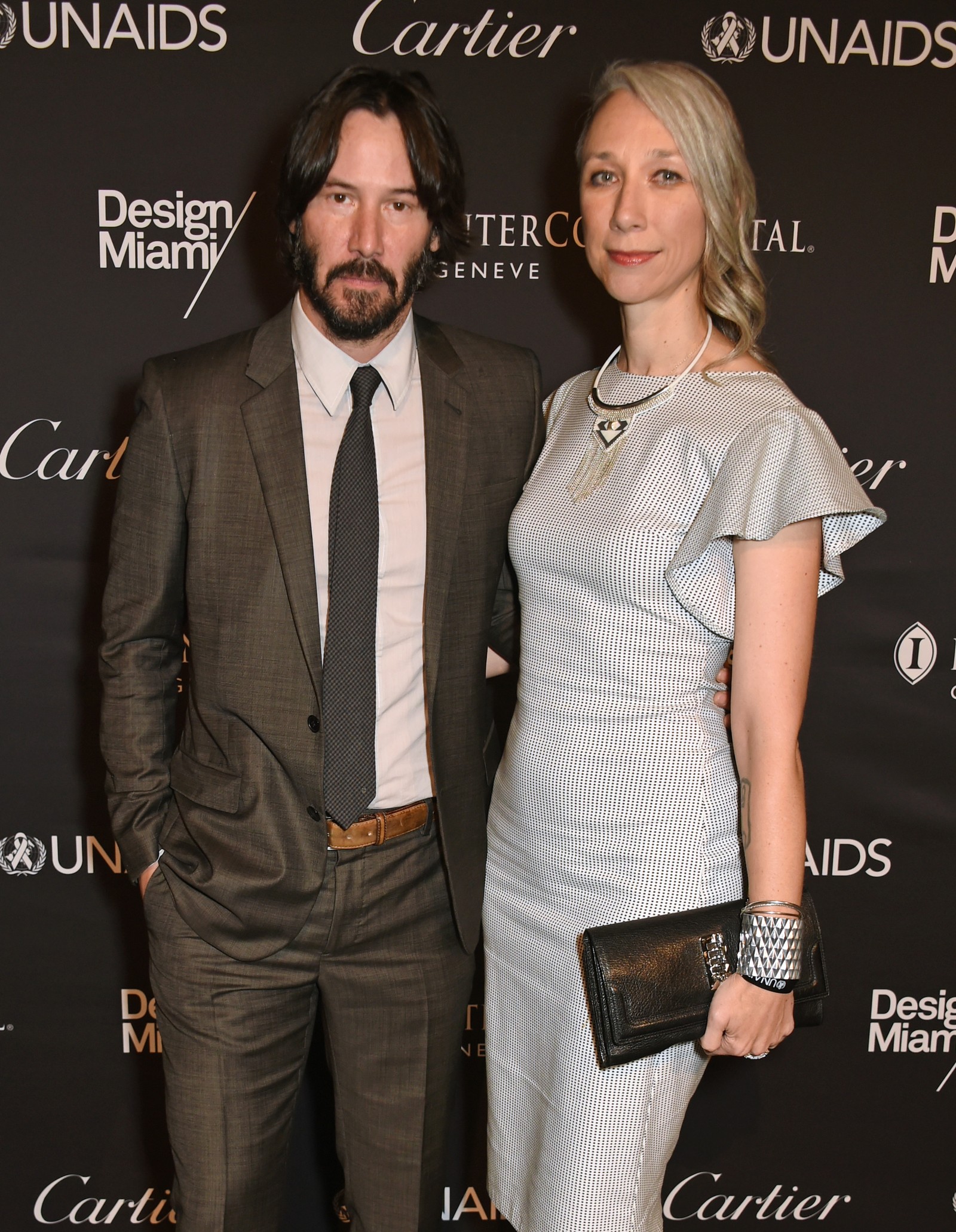 Keanu Reeves Lança Romance De Ficção Científica E Prepara Filme E