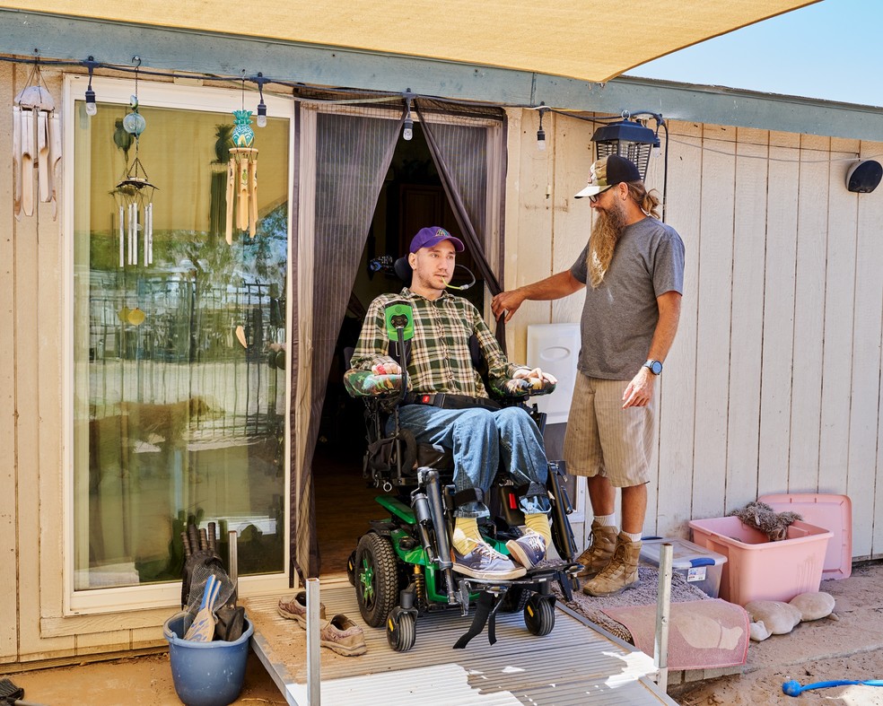 'É incrível': primeiro homem a receber chip da Neuralink, de Musk ...