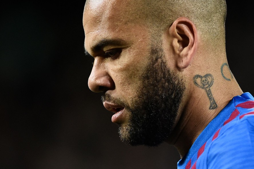 Daniel Alves Relembre Como Foi A Noite Da Suposta Agressão Sexual Que