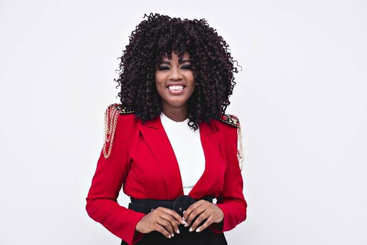 Conheça a história de Anna Telles, que já foi moradora de rua e hoje é ...