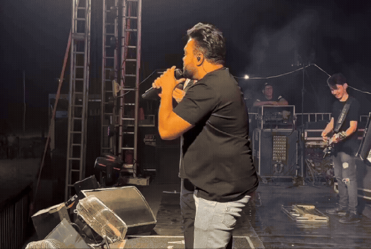 Saiba quem é Rick Rocha, vocalista da Malla 100 Alça atingido por lata ...