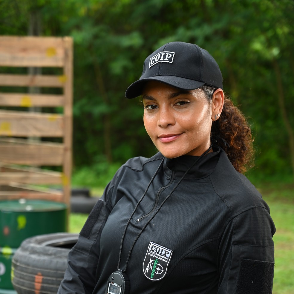 No ar em 'Três Graças', Bárbara Reis surgirá como policial em filme ...
