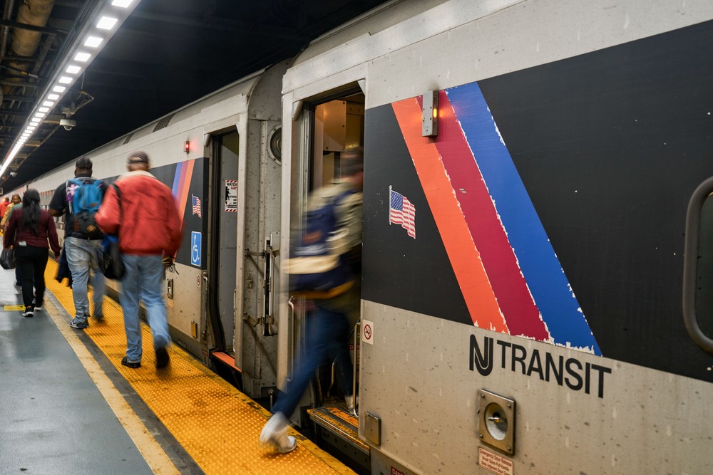 Ingressos a US$ 10 mil e passagens de trem a US$ 98: Copa de preços ...